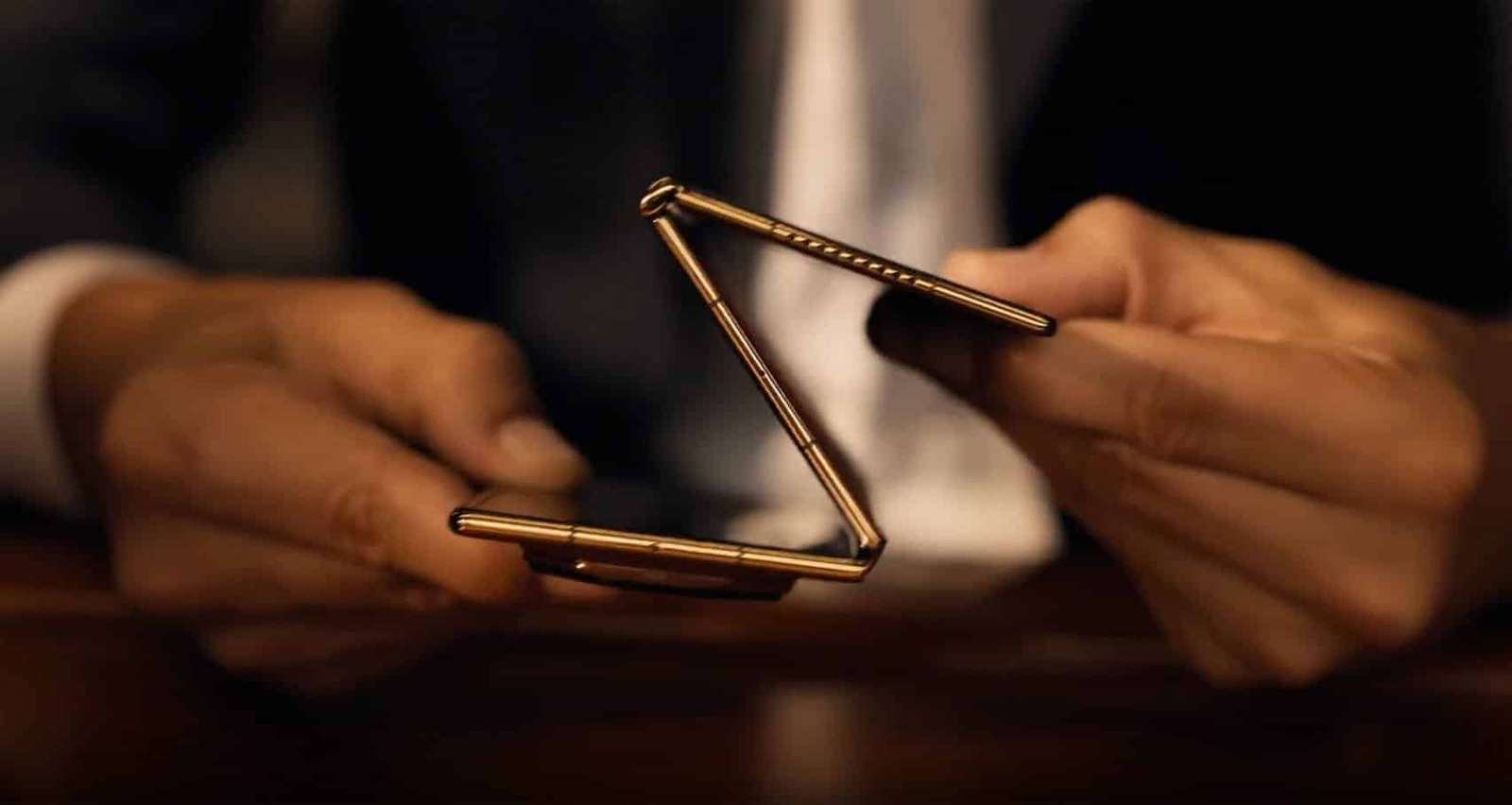 Huawei Mate XT Ultimate Design: First-Ever Triple Foldable Phone