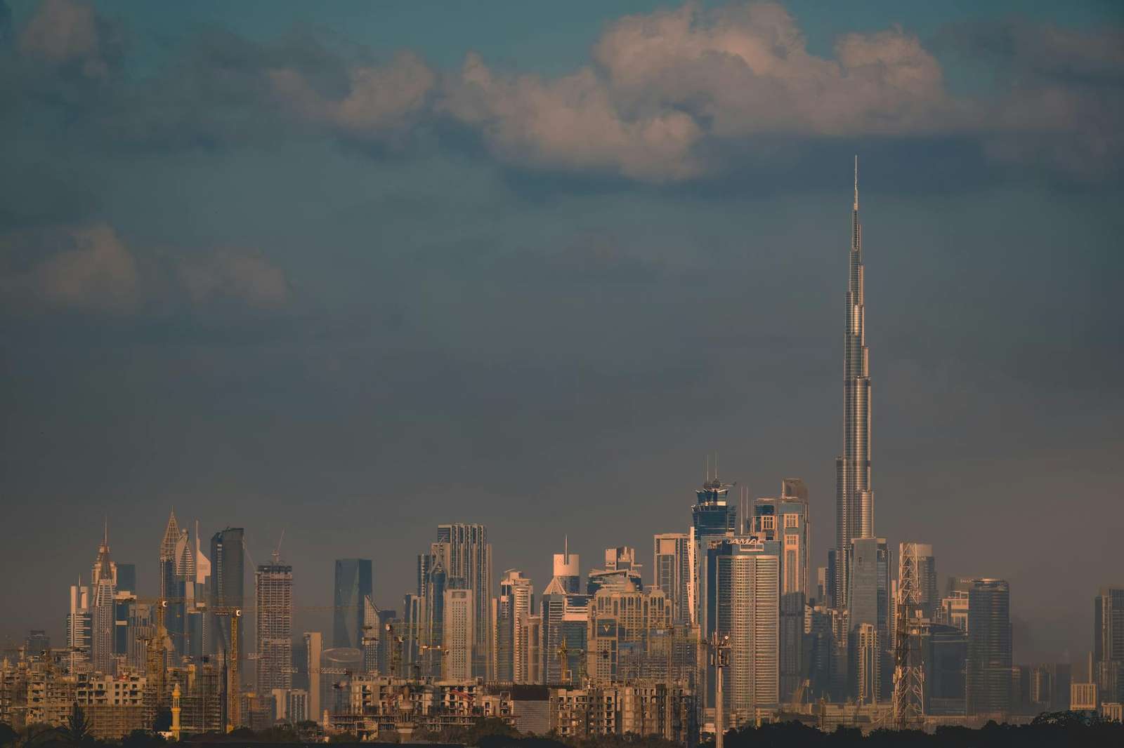 Exploring Innovative Architectural Trends in the Middle East: A Modern ...