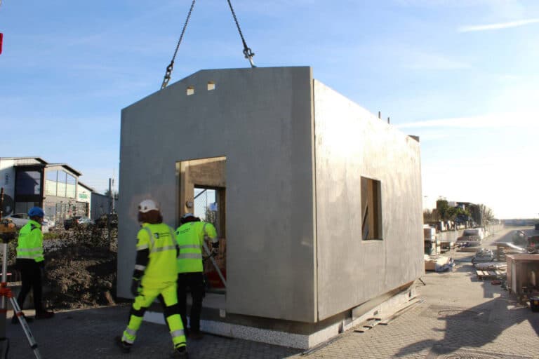 Hybrid Concrete and Wood Walls for Sustainable Construction