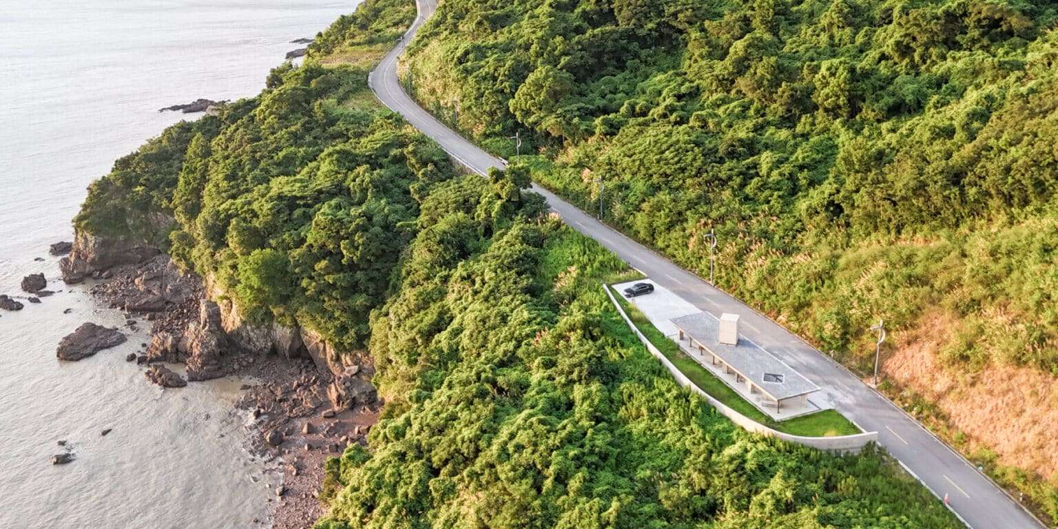 Highway Rest Stop Design: Integrating Nature and Space