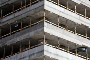 Construction Technology Evolution in Modern Building