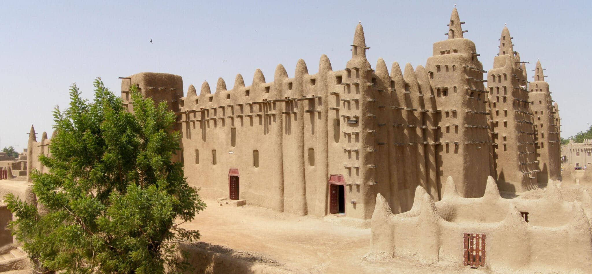 Great Mosque of Djenné – Mud Architecture and Community Spirit