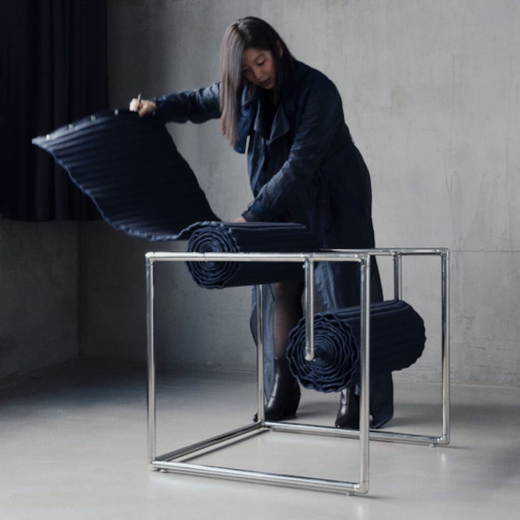 Roll-up Chair Sustainable Furniture Design Ideas | ArchUp