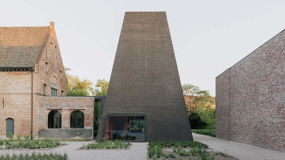 Abbey Kortrijk: Where Stark History Meets the Modern Spirit in a ...