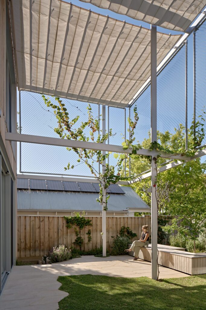 Henville Street House in Perth Draws on Fremantle Port’s Industrial ...