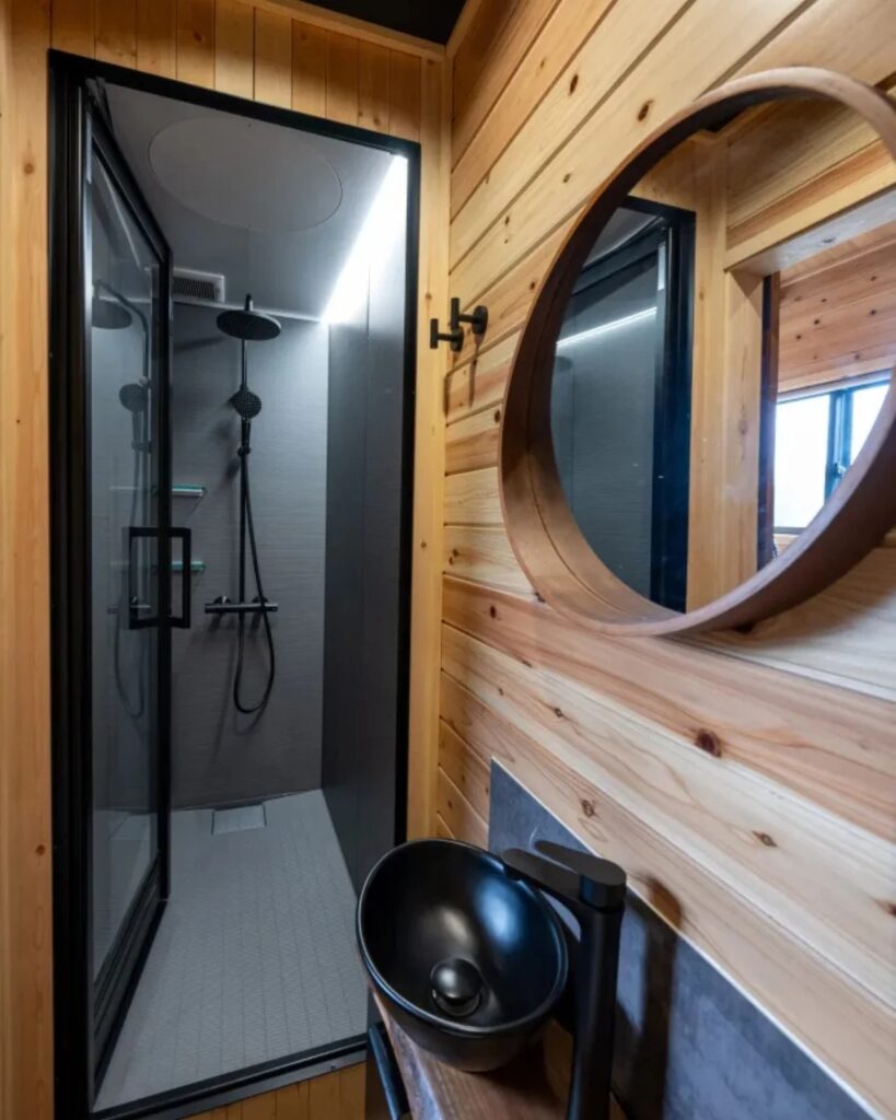 Mizuho House: Smart Small-Space Living | ArchUp