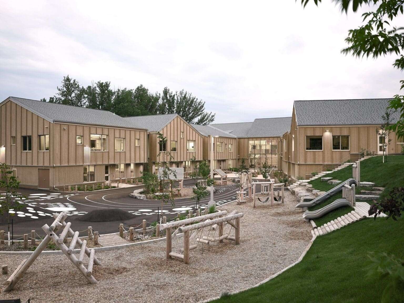 Modern School Design: Indoor & Outdoor Learning | ArchUp